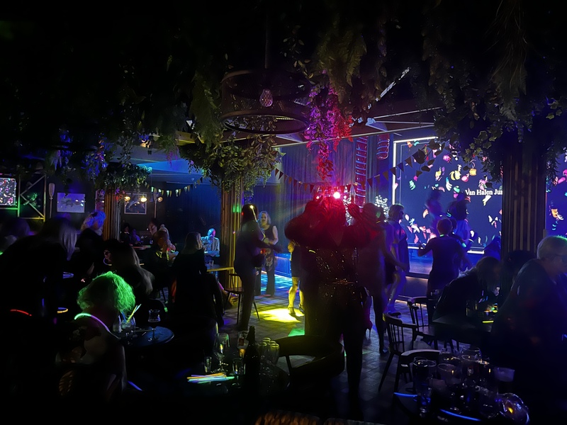 Trans holiday - 2024/10/11