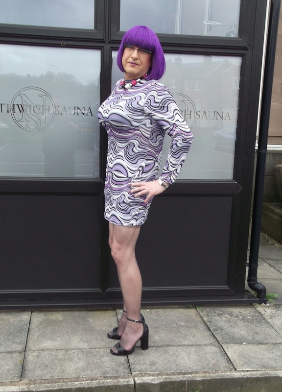 CHESHIRE t-girl & admirers - 2023/04/12