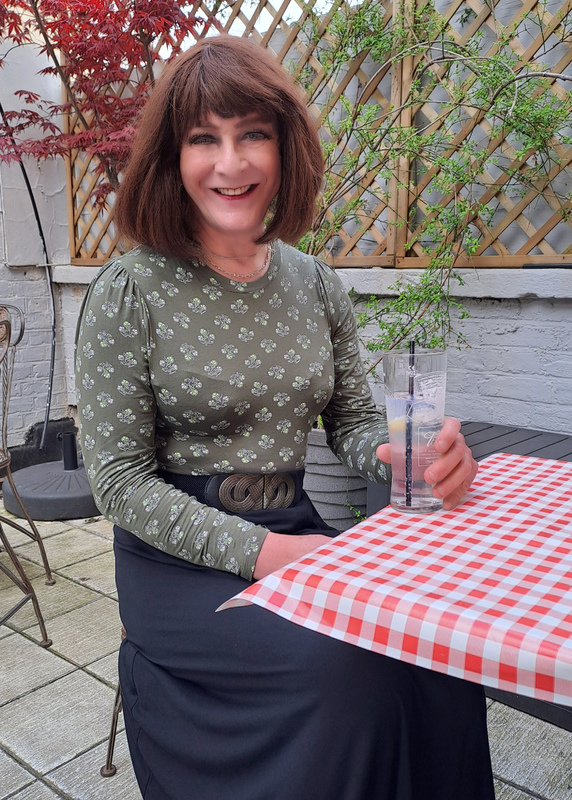 Sweet Wednesday Club Party - 2023/04/19