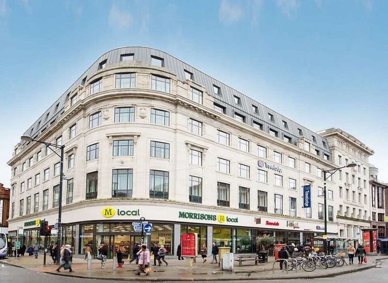 Travelodge Manchester Piccadilly in Manchester, Greater Manchester | tvChix