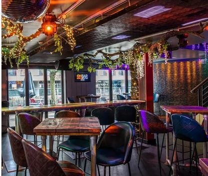 OnBar in Manchester, Greater Manchester, England | tvChix