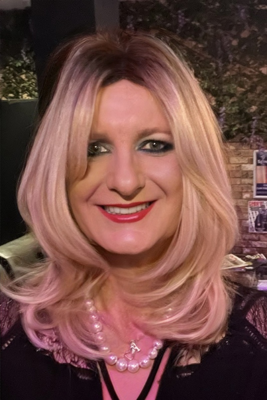 Saunabar in Bournemouth, Dorset, England | tvChix